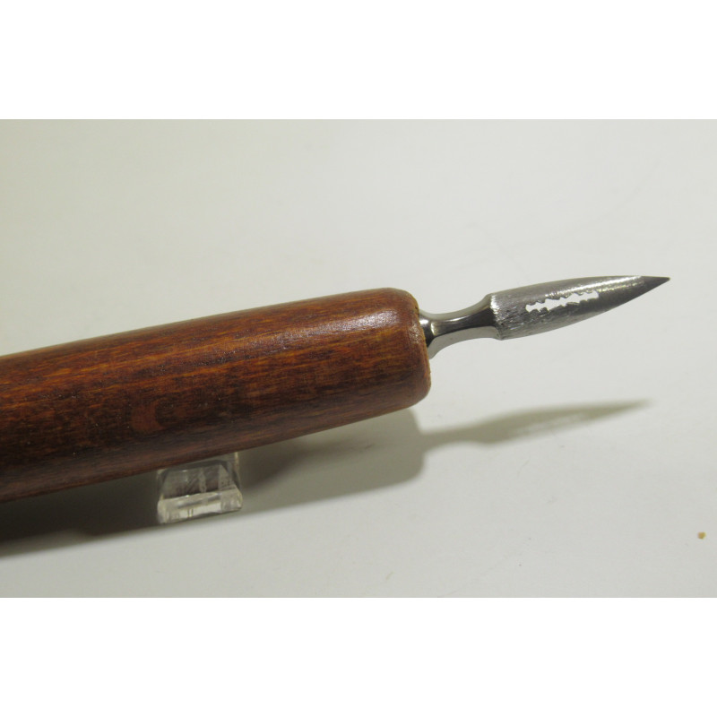 Porte-plume en bois