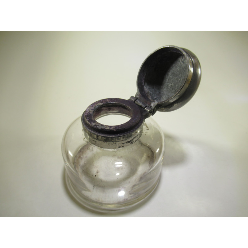 Encrier ancien rond en verre