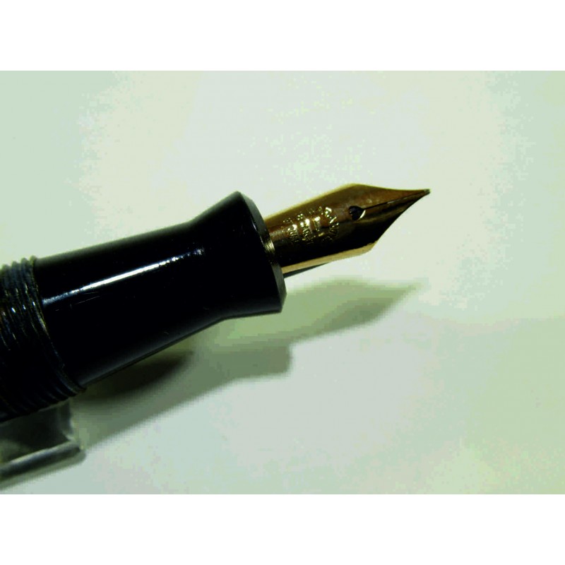 Stylo plume or sans marque